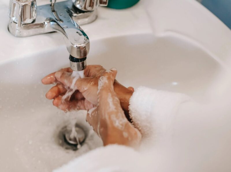 Guide to Reducing Water Wastage at Home - Icydk