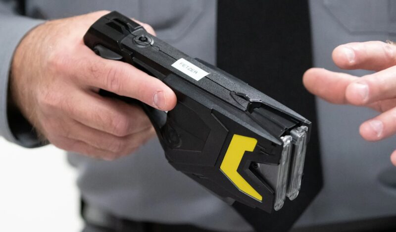 3 Things You Should Know About Stun Gun Laws & Permit Requirements - Icydk