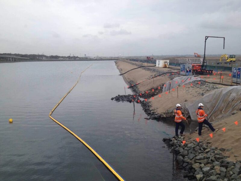 Why Silt Curtains Are Essential for Dredging Projects - Icydk
